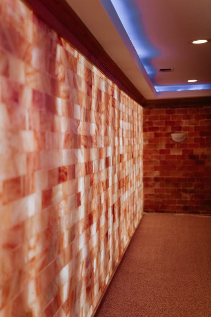 Salt Therapy Benefits: Halotherapy, Himalayan Salt Scrubs and ...